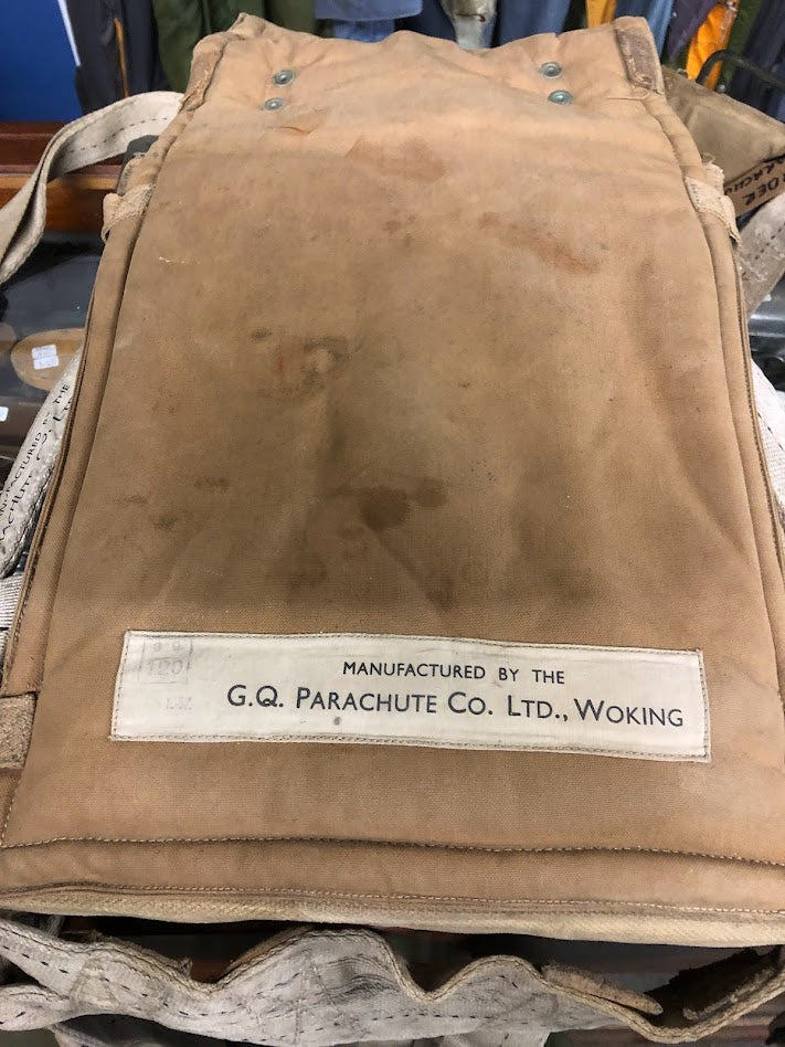 GLIDER PARACHUTE PACK AND HARNESS – Antiques, Militaria & Collectables