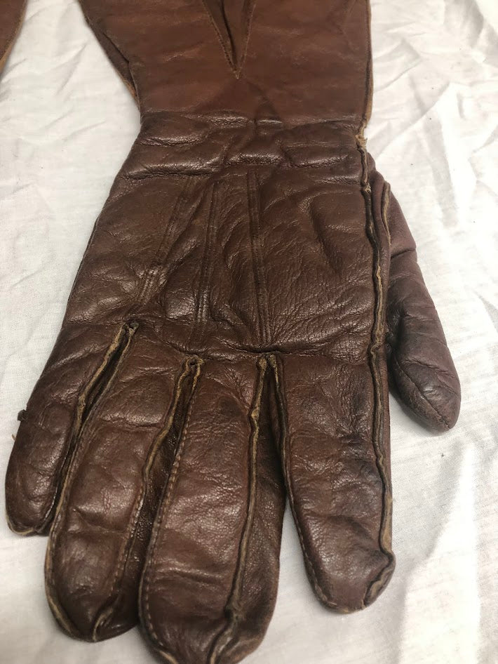 RAF GLOVES 1941 PATTERN NAMED – Antiques, Militaria & Collectables