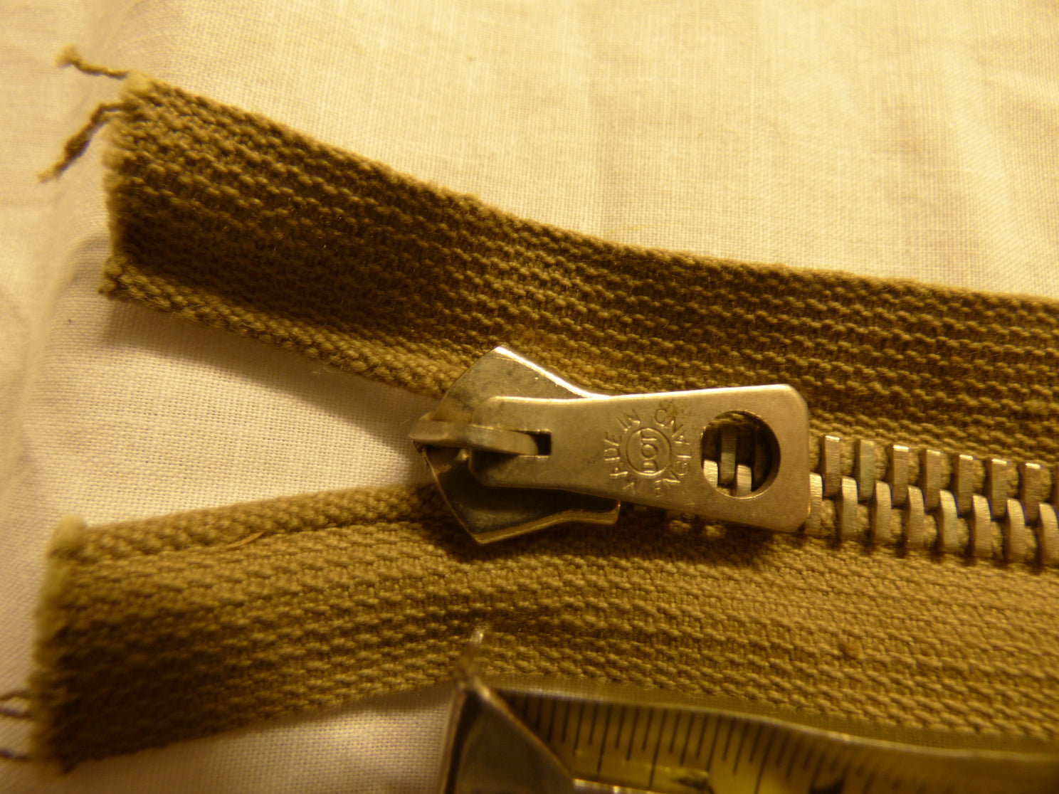 Collections – Antiques, Militaria & Collectables